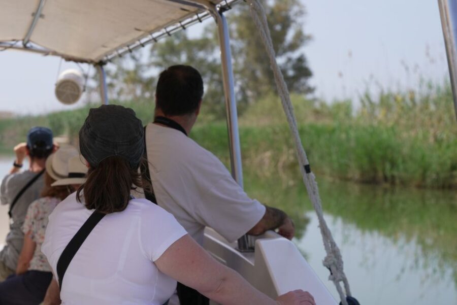 Riumar: Ebro Delta Cruise and Jeep Tour with Mussels Tasting - Exploring the Ebro Delta: A Closer Look