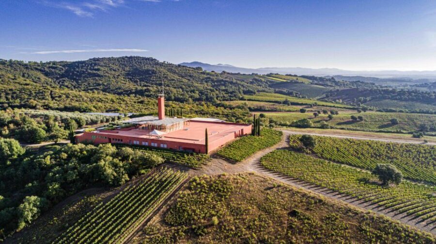 Rocca di Frassinello Winery: Tour & Wine Tasting in Tuscany - A Guided Tour of Architectural and Historical Treasures