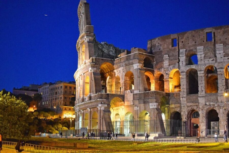 Rome by night in Mercedes Van 2 hour - Why This Tour Offers Good Value