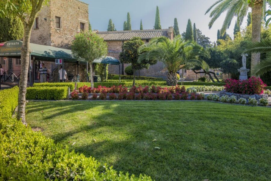 Rome: Catacomb of St. Callixtus and Appian Way Guided Tour - Discovering the Subterranean World of the Catacombs