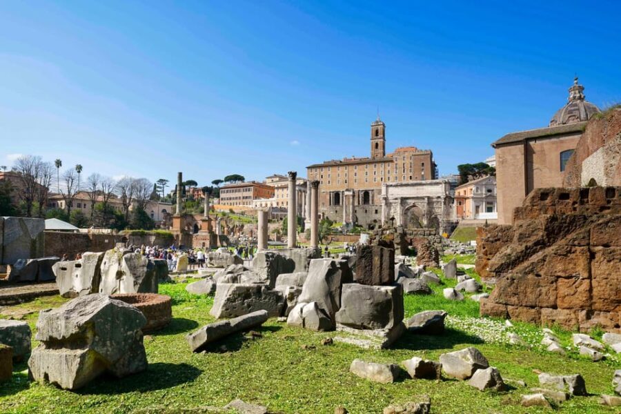 Rome: Colosseum & Forum with Audio Guide App -Optional Arena - What to Expect from the Tour