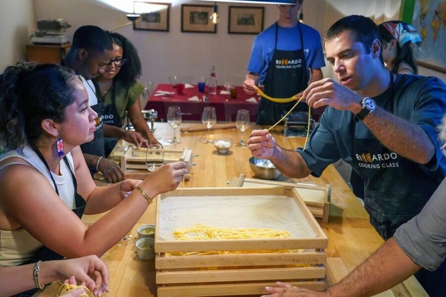 Rome: Fresh Pasta-Making Class with Italian Chef and Wine - What the Reviews Say