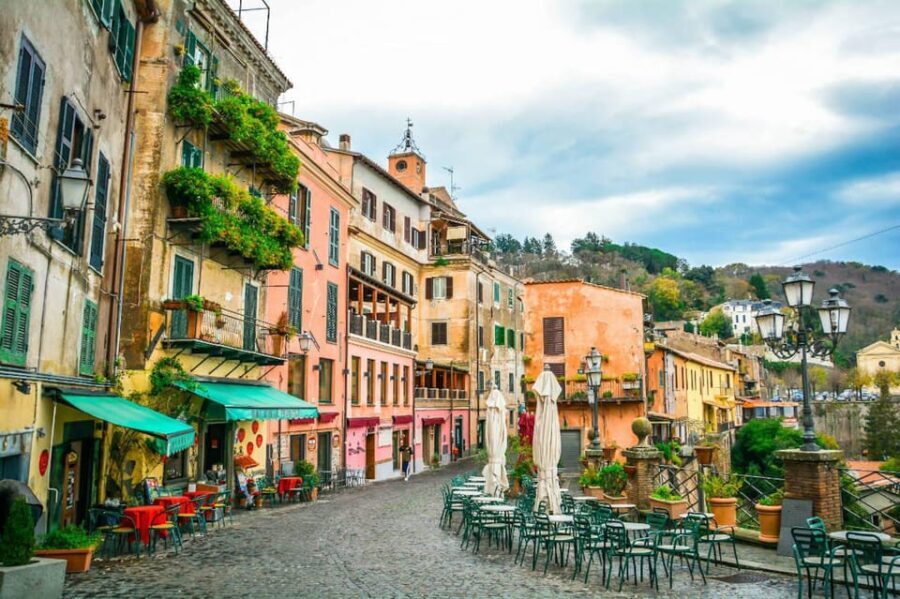 Rome: Private 4h trip with driver Castelli Romani and Lakes - A Closer Look at the Experience