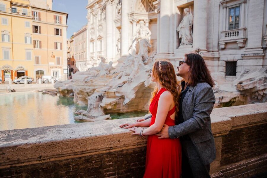 Rome: Private Photoshoot at the Trevi Fountain