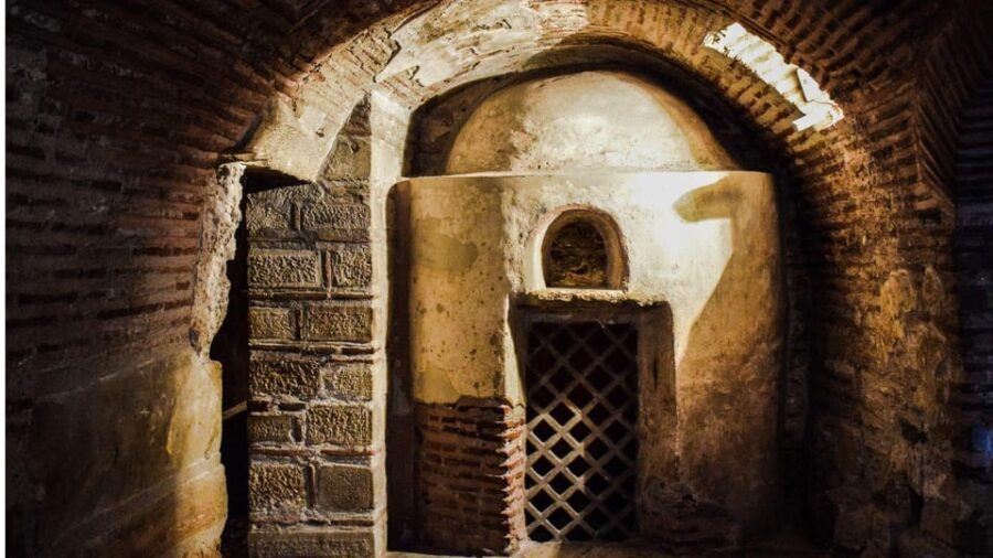 Rome: Semi Private Golf Cart tour of Catacomb&Ancient Appian - A Practical, Informative Tour of Rome’s Historic Heart