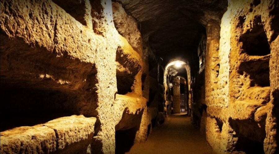 Rome: Underground Catacombs Guided Tour with Transfer - Practical Tips for Visitors