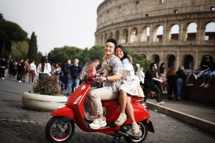 Rome: Vespa Tour with Professional Photographer - Discovering Rome on a Vespa: What to Expect