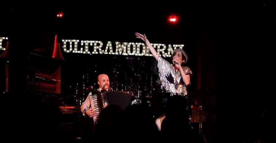 Rome: Wine, Legends, and Burlesque Extravaganza by Night - Practical Details and Tips