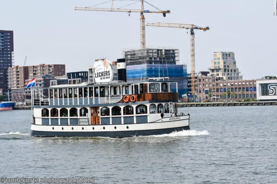 Rotterdam: 2.5-Hour Leckers Boat Cruise and Buffet - Who Will Love This Cruise?