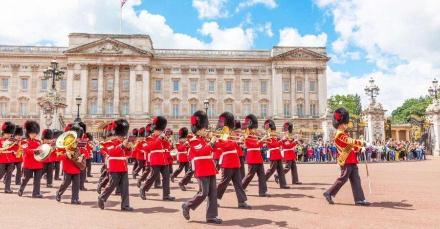 Royal London Tour incl Buckingham Palace & Changing of Guard - A Detailed Look at the Tour Experience