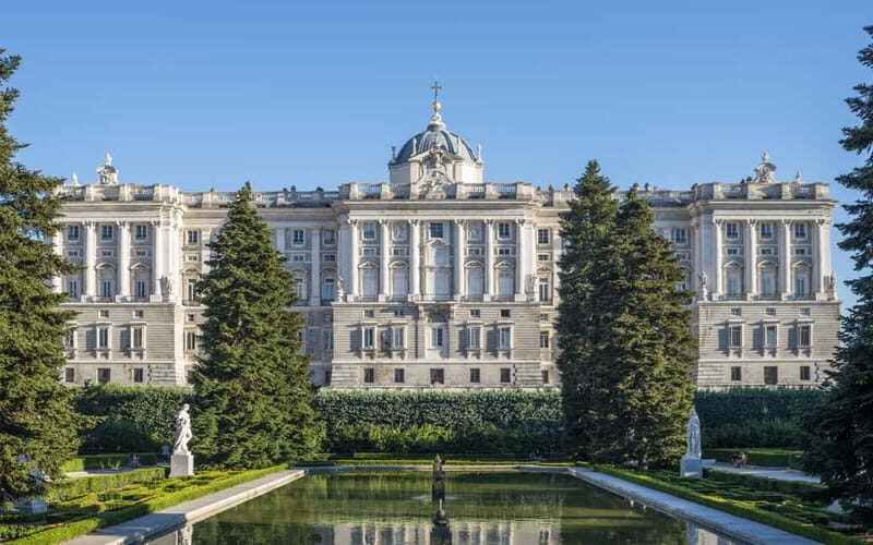 Royal Palace of Madrid: Private tour with entrance included - What Makes This Tour Stand Out?
