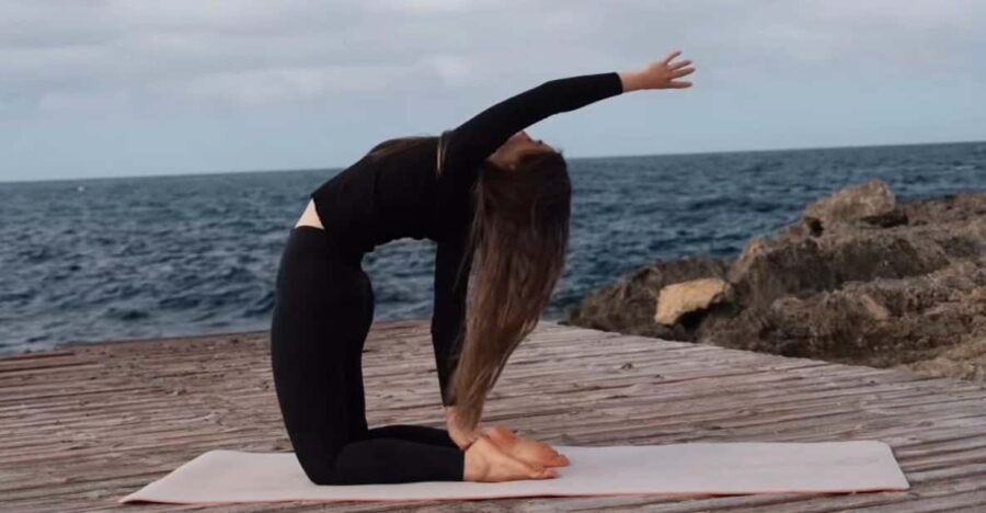 Sa Rapita / Es Trenc: Vinyasa Yoga Class at the beach - Who Will Appreciate This Experience?