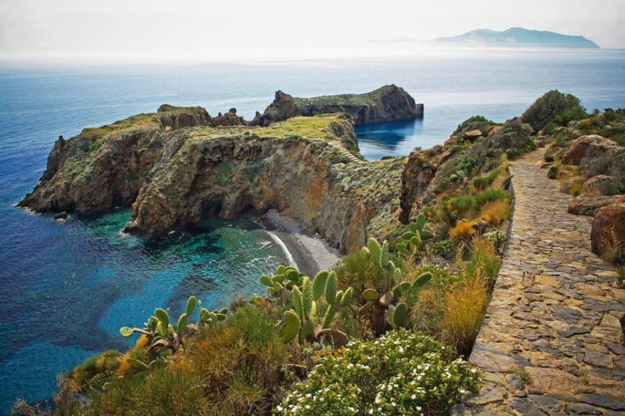 Salina Panarea Stromboli by night - An In-Depth Look at the Tour Experience