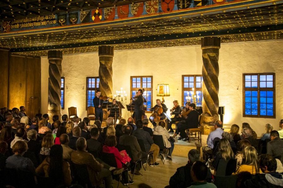 Salzburg: Best of Mozart Fortress Concert and Dinner - Authentic, Well-Organized, and Memorable