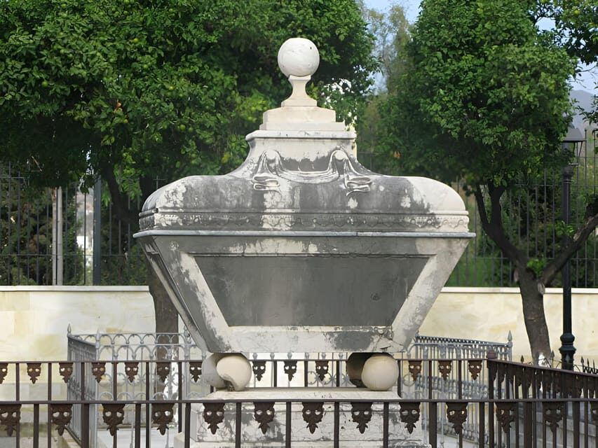 San Miguel Cemetery Tour of Malaga - The Panoramic Views and Unique Atmosphere