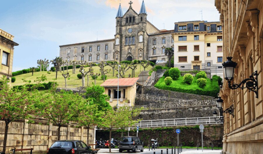 San Sebastian Complete Private Walking Tour + Monte Igeldo - The Itinerary in Detail