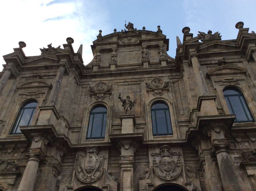 Santiago de Compostela Cathedral: Tickets and Private Tour - Exploring the Museum and Ancient Ruins