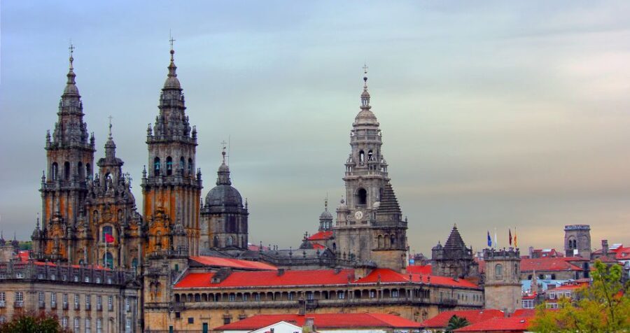 Santiago de Compostela: Old Town Private Tour - What Makes This Tour Stand Out