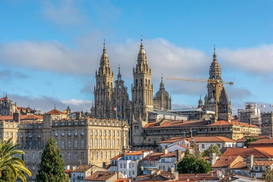 Santiago de Compostela Tour - Borders, Scenic Vistas, and UNESCO Heritage