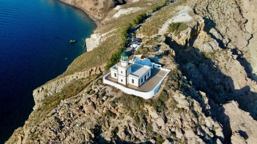 Santorini: Akrotiri Excavation, Megalochori, & Beaches Tour - Exploring Megalochori – A Traditional Village