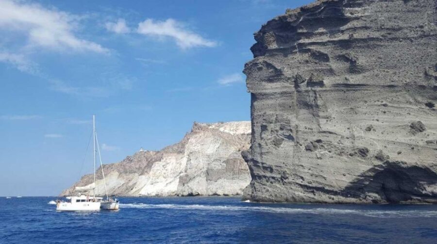 Santorini: Caldera Cruise with Greek Meal and Transfer - Who Will Love This Experience?