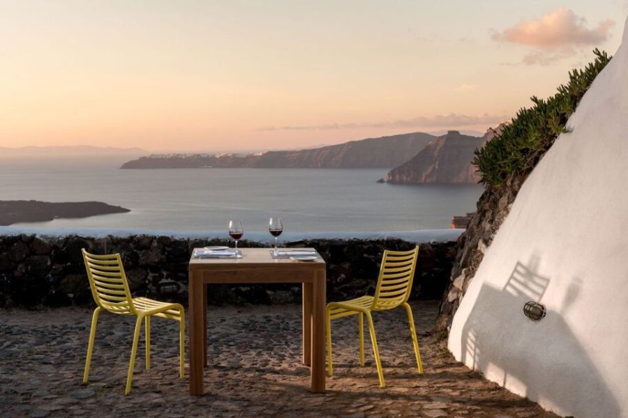 Santorini: Catamaran Cruise, Winery, & Oia Sunset Combo Tour - Practical Details and Considerations