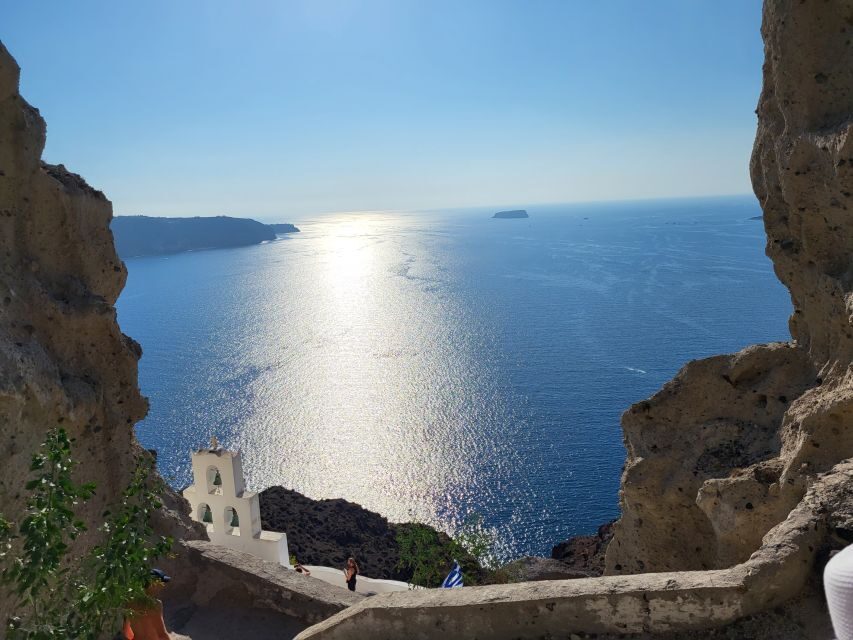 Santorini: Hidden Gems Tour and Wine Experience with Tasting - An In-Depth Look at the Itinerary