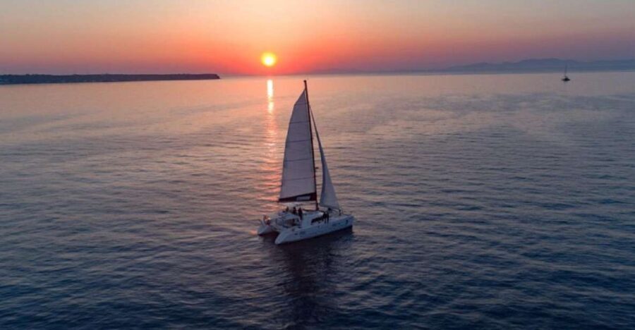Santorini: Luxury Sunset Cruise with Dinner & Open Bar - The Experience: What Travelers Say