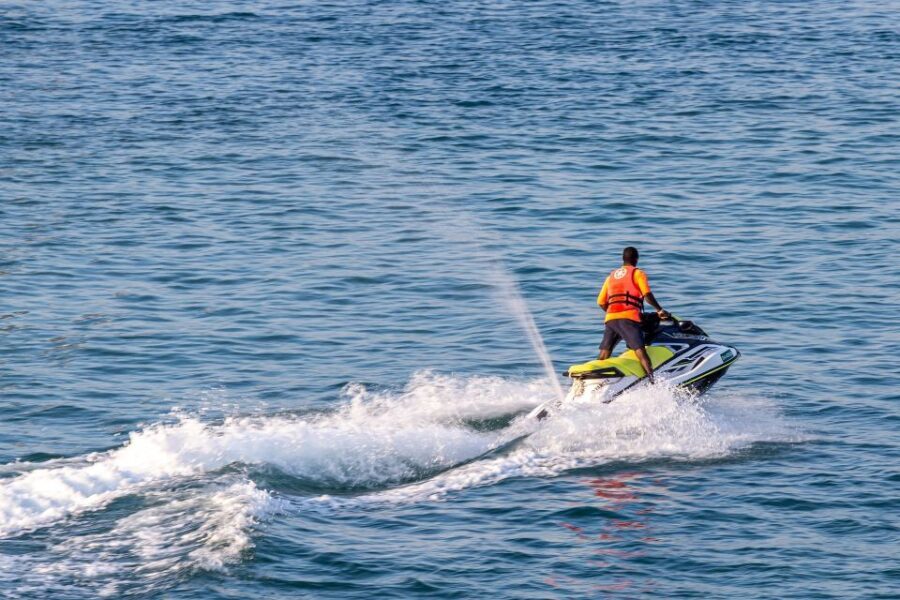 Santorini: Perivolos Beach Jet Ski Rental - Exploring the Jet Ski Experience in Santorini