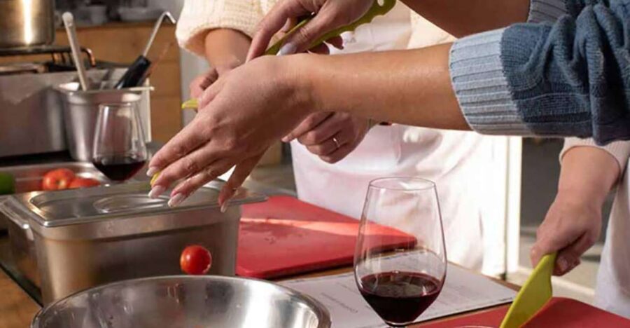 Santorini: Private Cooking Class and Wine Tasting Tour - What Makes This Tour Stand Out