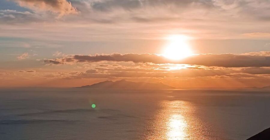 Santorini: Private Guided Sunrise Tour with a Sunrise View - What’s Included and Why It Matters