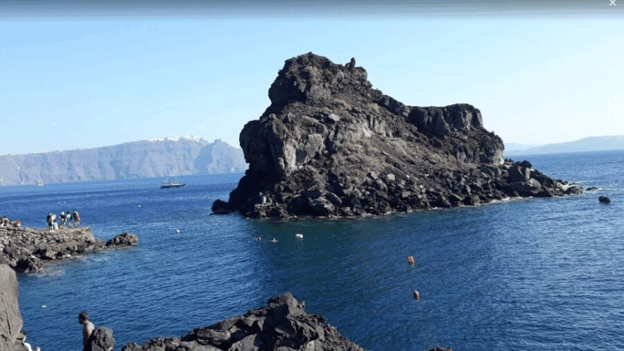 Santorini: Private Motorboat Cruise and Volcano Hike - The Itinerary Breakdown