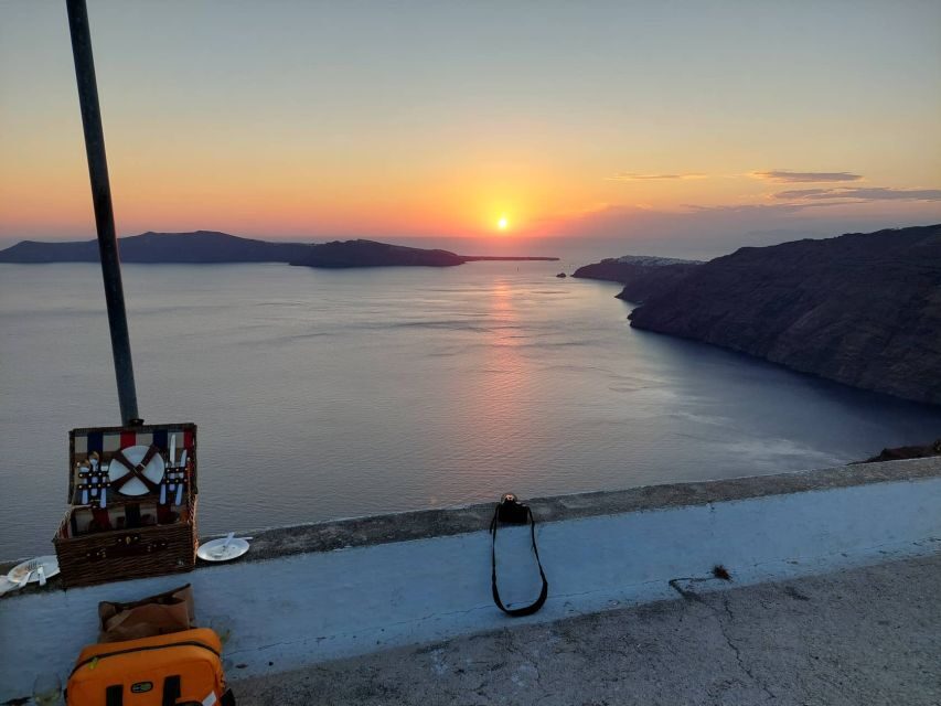 Santorini: Private Sunset Tour with Picnic & Transfer - Why This Tour Offers Value