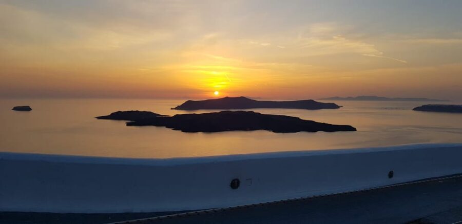 Santorini: Sightseeing Island Tour (Private) - Detailed Breakdown of the Itinerary