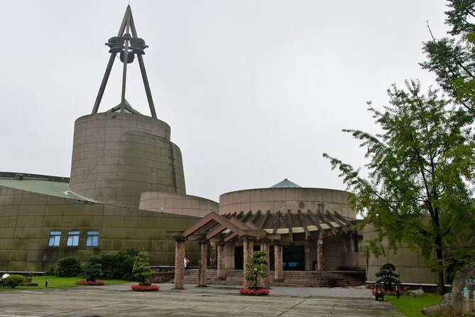 Sanxingdui Museum+Chengdu Panda Base or Jinsha Site Tour - Who Will Love This Tour?