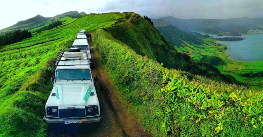 São Miguel, Azores: Sete Cidades Half-Day Jeep Tour - Guides and Transportation