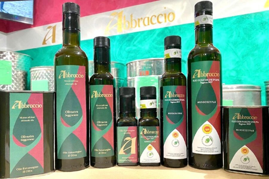 Seggiano: Typical Tuscan Farm Tour with Olive Oil Tasting - Who Will Get the Most Out of This Experience?