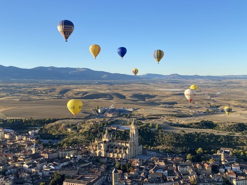 Segovia: Hot-Air Balloon Flight with Optional 3-Course Lunch - The Optional 3-Course Lunch