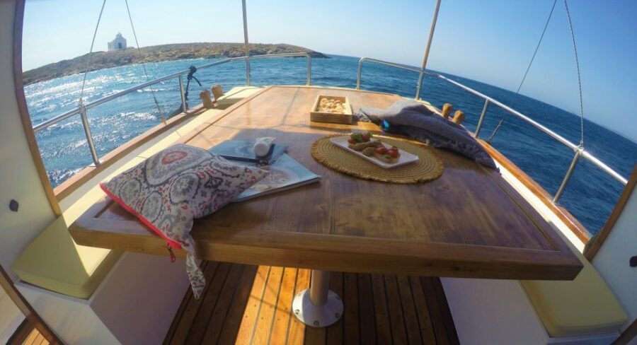 Semiprivate kaiki cruise to Antiparos & Despotiko with lunch - An Honest Look at the Value