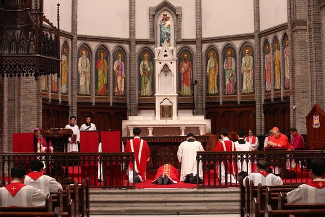 Seoul Myeongdong Catholic Church Historic Private Walking Tour - Key Points