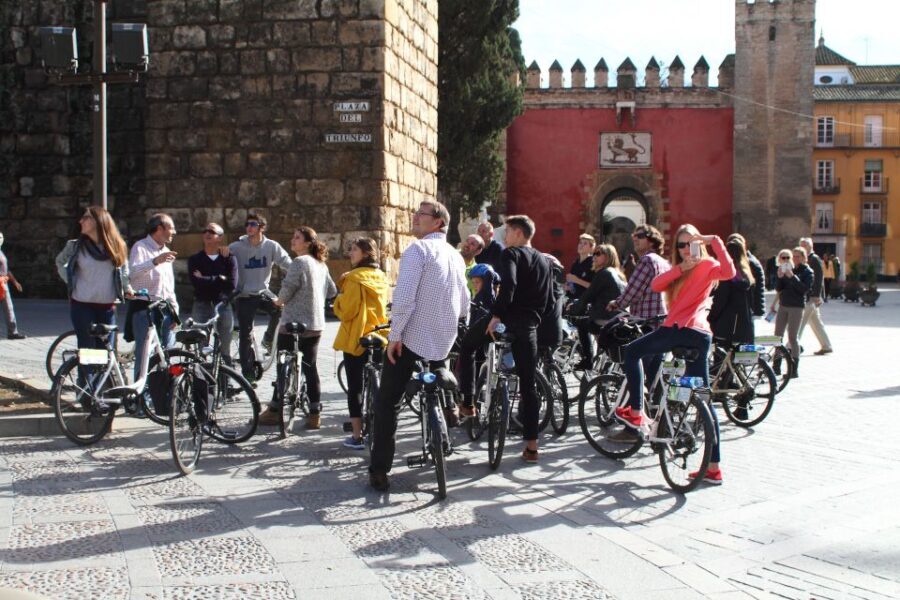 Seville: 3Hour Sightseeing Tour - The Significance of the Highlights