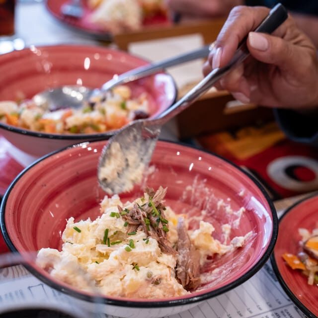 Seville Adventure: Historic Walking Tour & Traditional Tapas - What’s Included and What’s Not