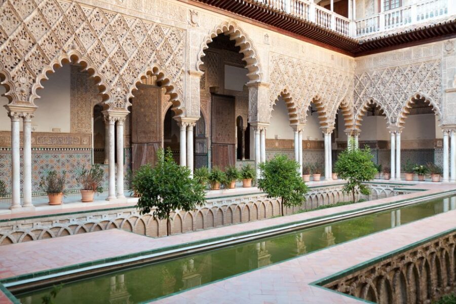 Seville Alcázar, Cathedral and Giralda Tour with Tickets - Practical Details and What to Expect