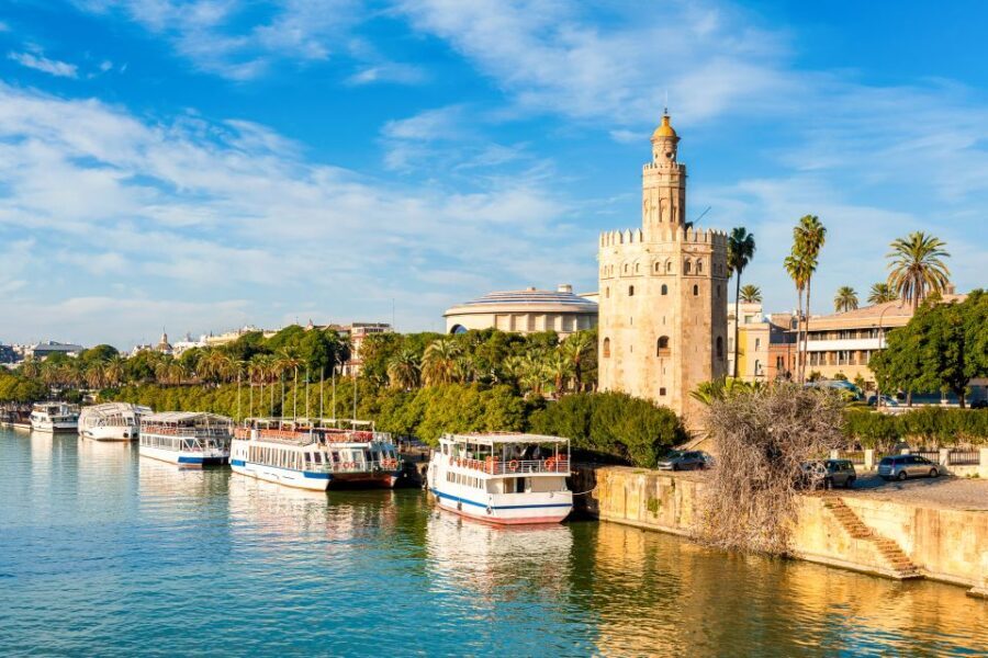Seville: Authentic and Romantic Horse-Drawn Carriage Ride - What Makes This Horse-Drawn Carriage Ride Special?