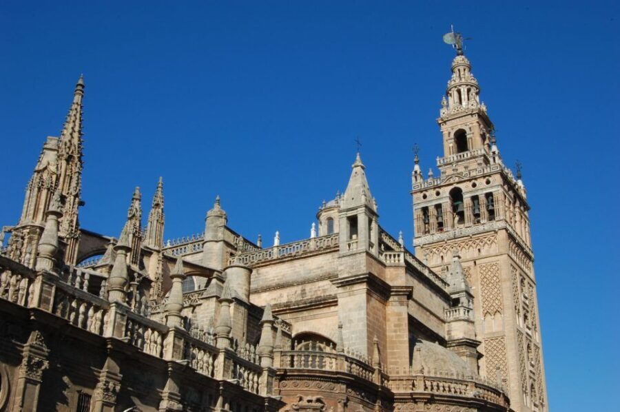 Seville: Cathedral & Real Alcazar Private Tour with tickets - Who Should Book This Tour?