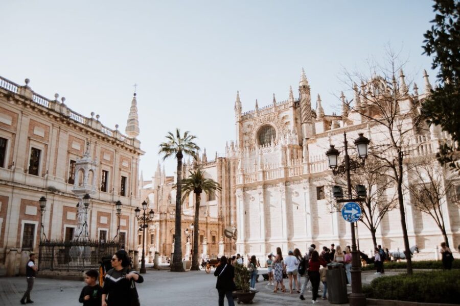Seville Jewish Quarter walking tour: Santa Cruz District - The Itinerary in Detail