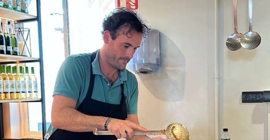 Seville: Paella Dining Experience - The Experience: What to Expect