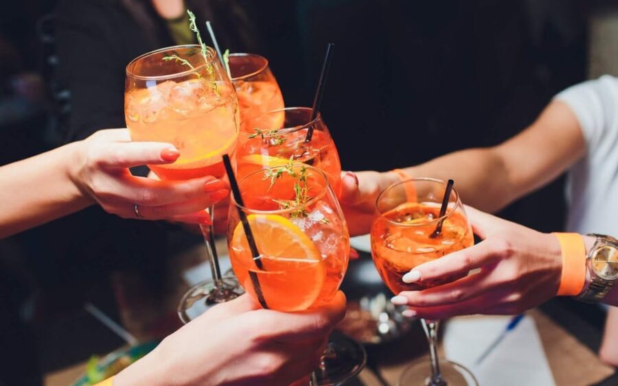 Seville: Spritz Tasting Experience - Who Should Consider This Tour?