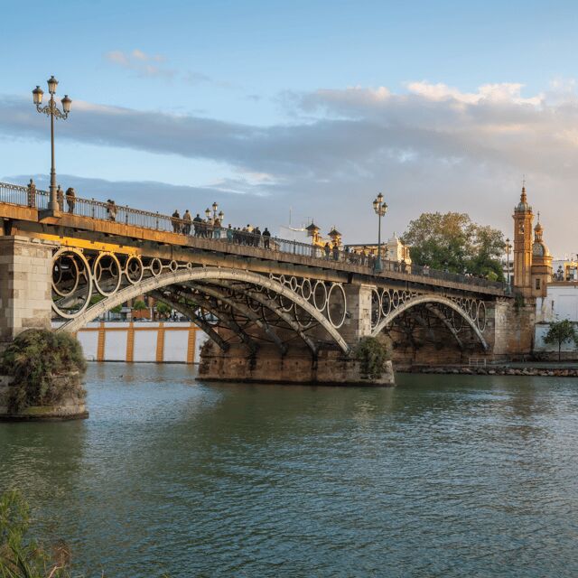Seville: Tiny-Group Triana Iconic Neighborhood Walking Tour - The Itinerary: What You’ll Experience