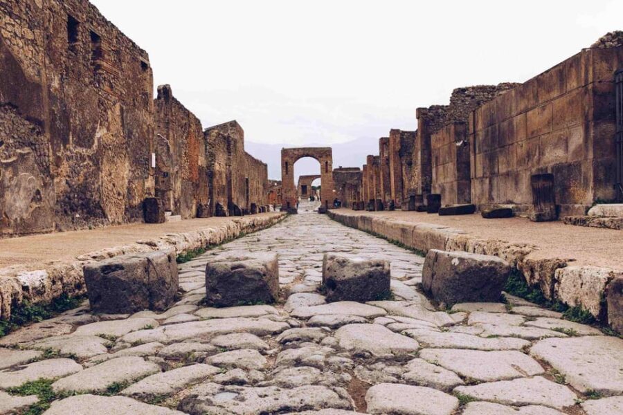 Shore Excursions: Pompeii & Vesuvius shared guided tour - A Closer Look at the Tour: What Makes It Stand Out